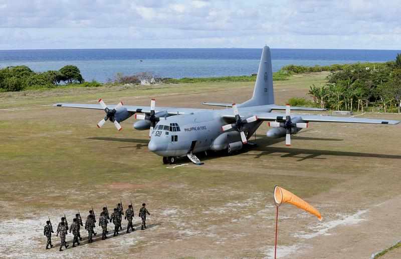 Philippines Sends Defense Chief to Disputed SCS Island | RealClearDefense