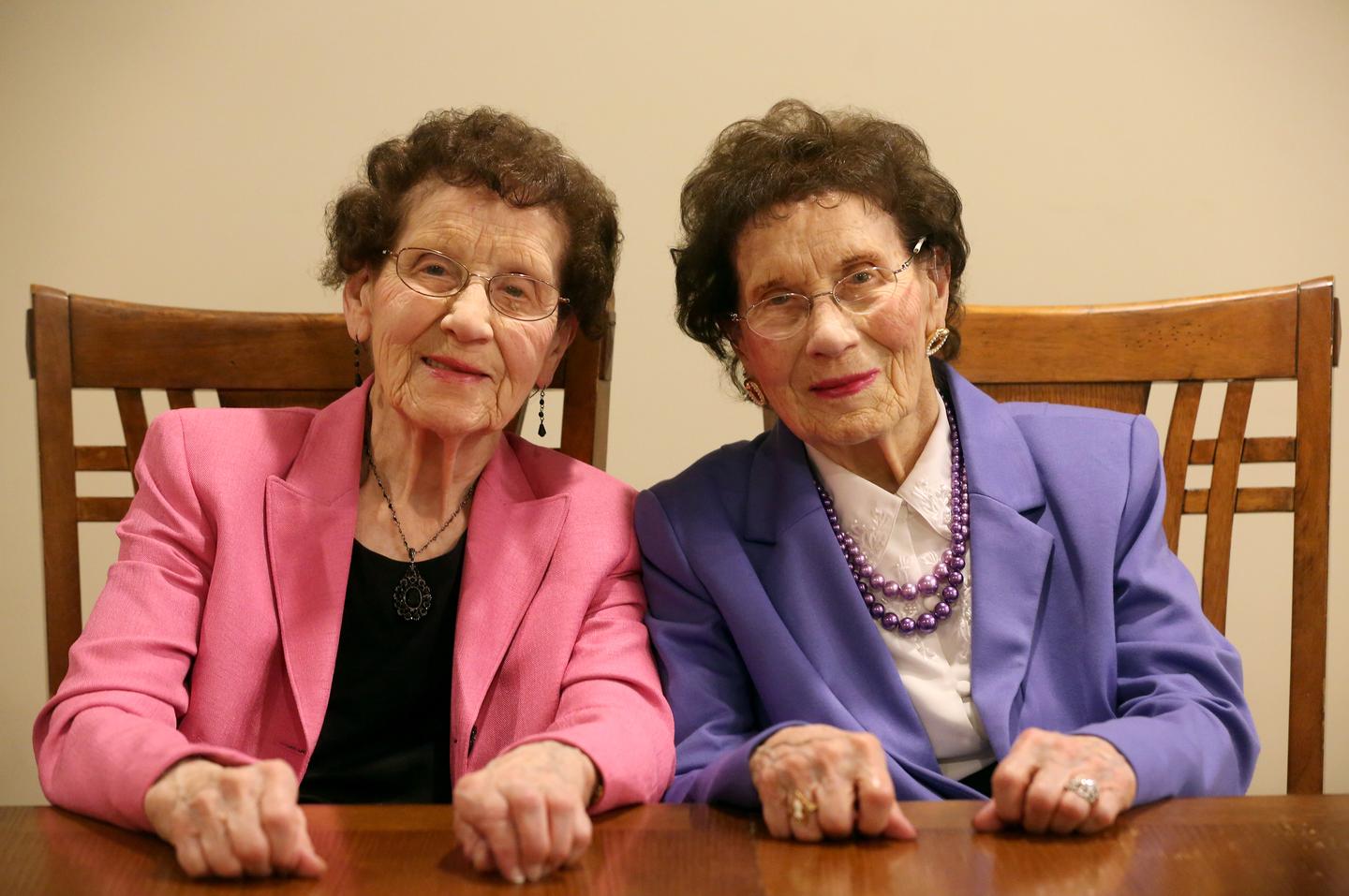Identical Twins Show Epigenetic Supersimilarity | RealClearScience