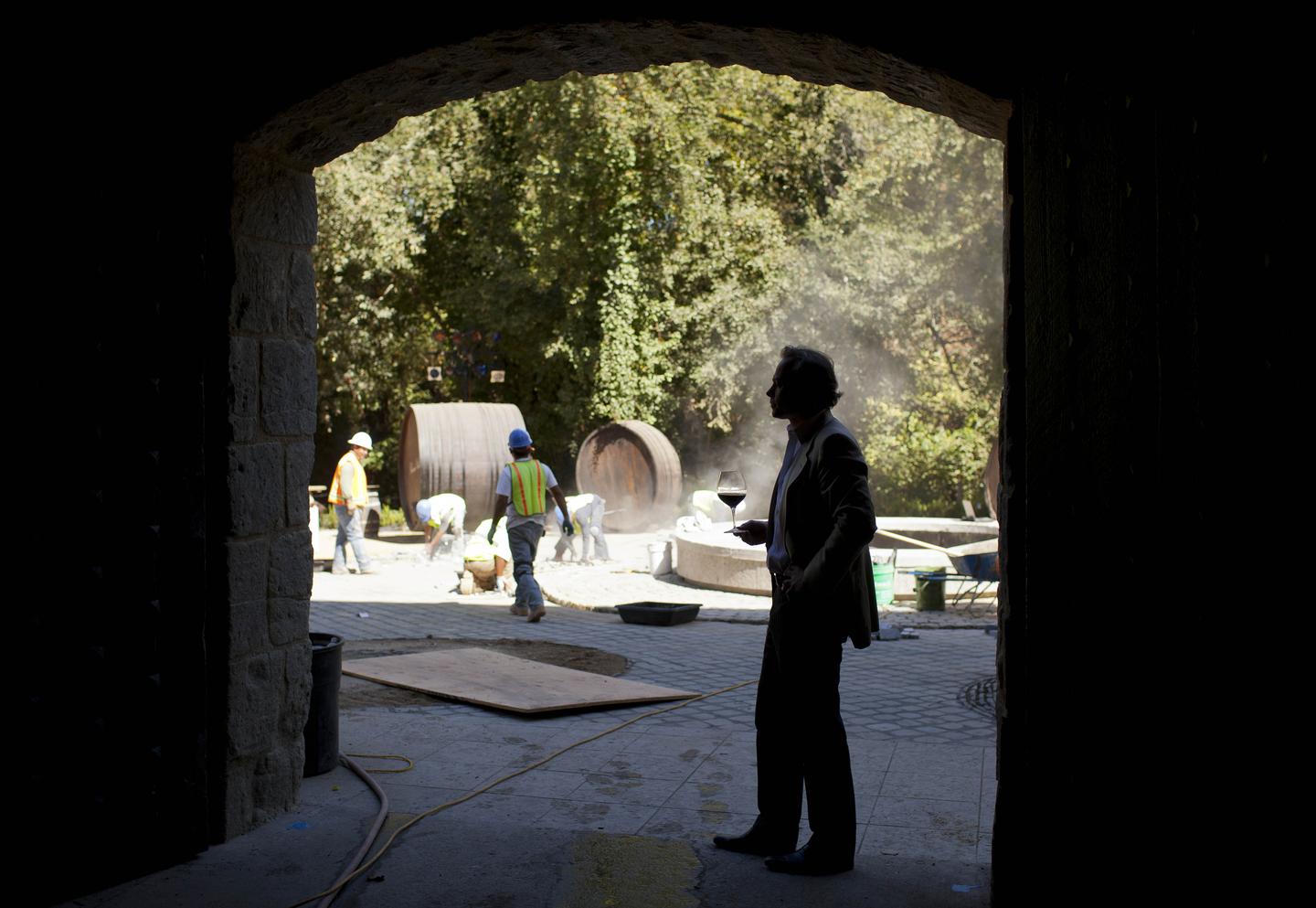 Prehistoric Wine Forces Rethink of Ancient Sicilian Culture ...