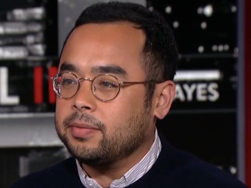 New Yorker's Adrian Chen: Russia Social Media Marketing Bot Campaign Wasn't Effective | Video ...