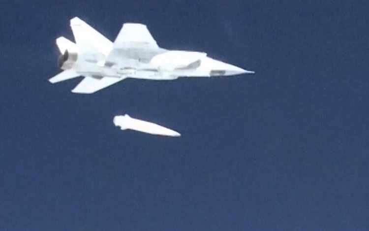 Hypersonic Defense Requires Getting Space Sensor System Right ...