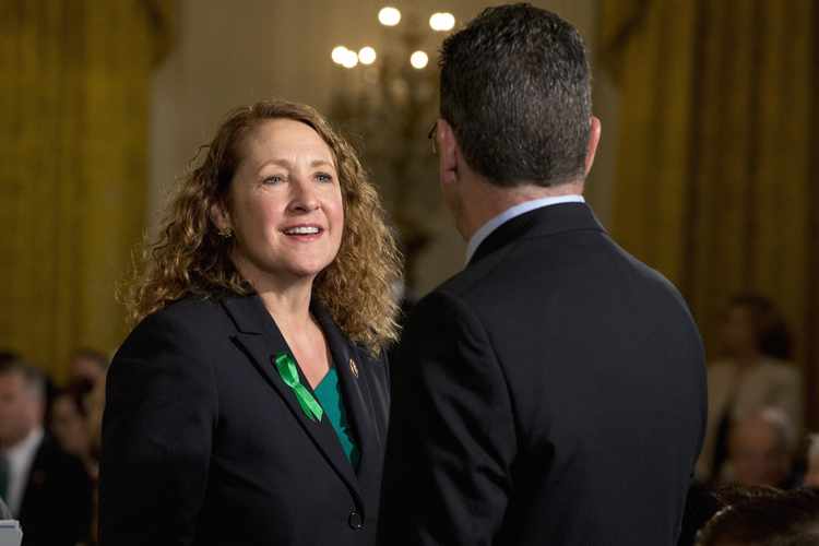 Esty Announces She Won't Seek Re-Election in Connecticut ...