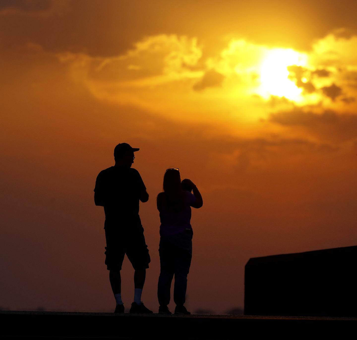 The Sun Really Does Flash Green at Sunset | Video | RealClearScience