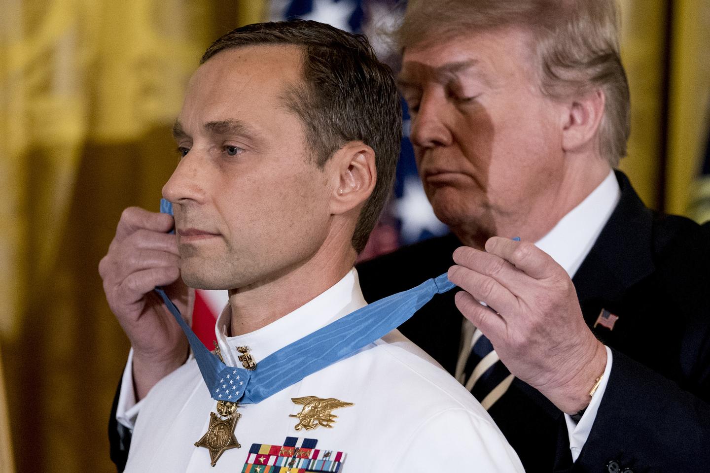 Trump Awards Medal of Honor to Navy Senior Chief Slabinski ...