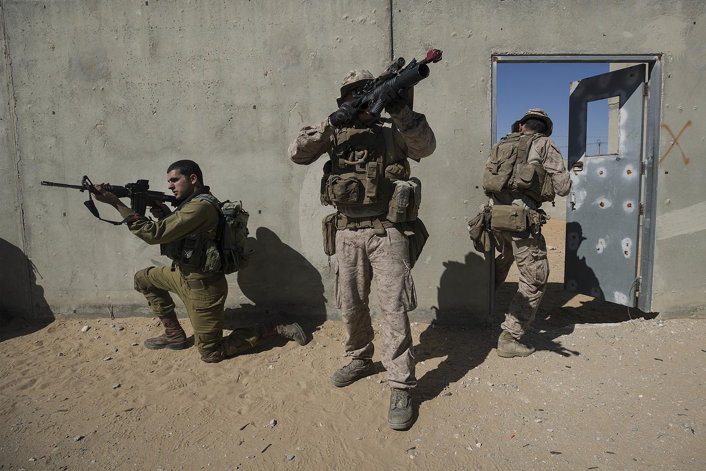 Marines in Middle East Focused on Ops in Syria, Afghanistan ...