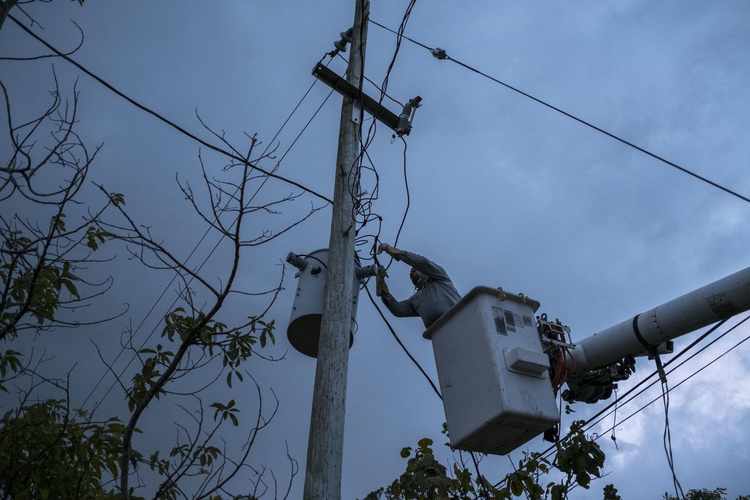 How Utilities Make Sure We Have Electricity Access in Extreme Weather ...