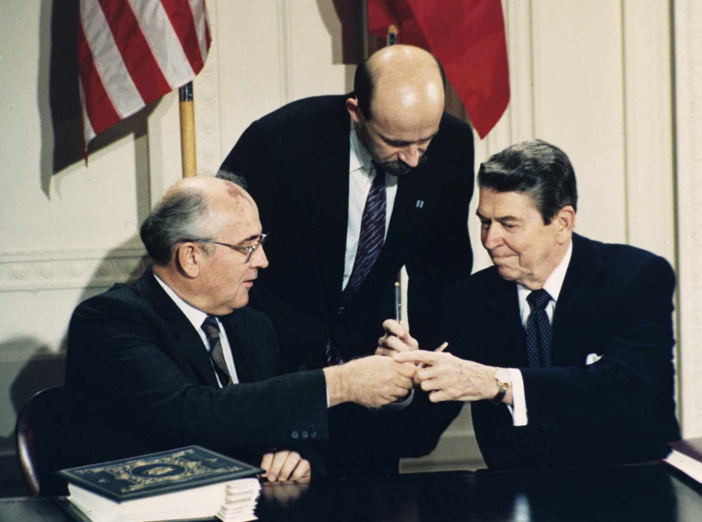 Reagan's Cold War Lessons for Handling Russia | RealClearWorld
