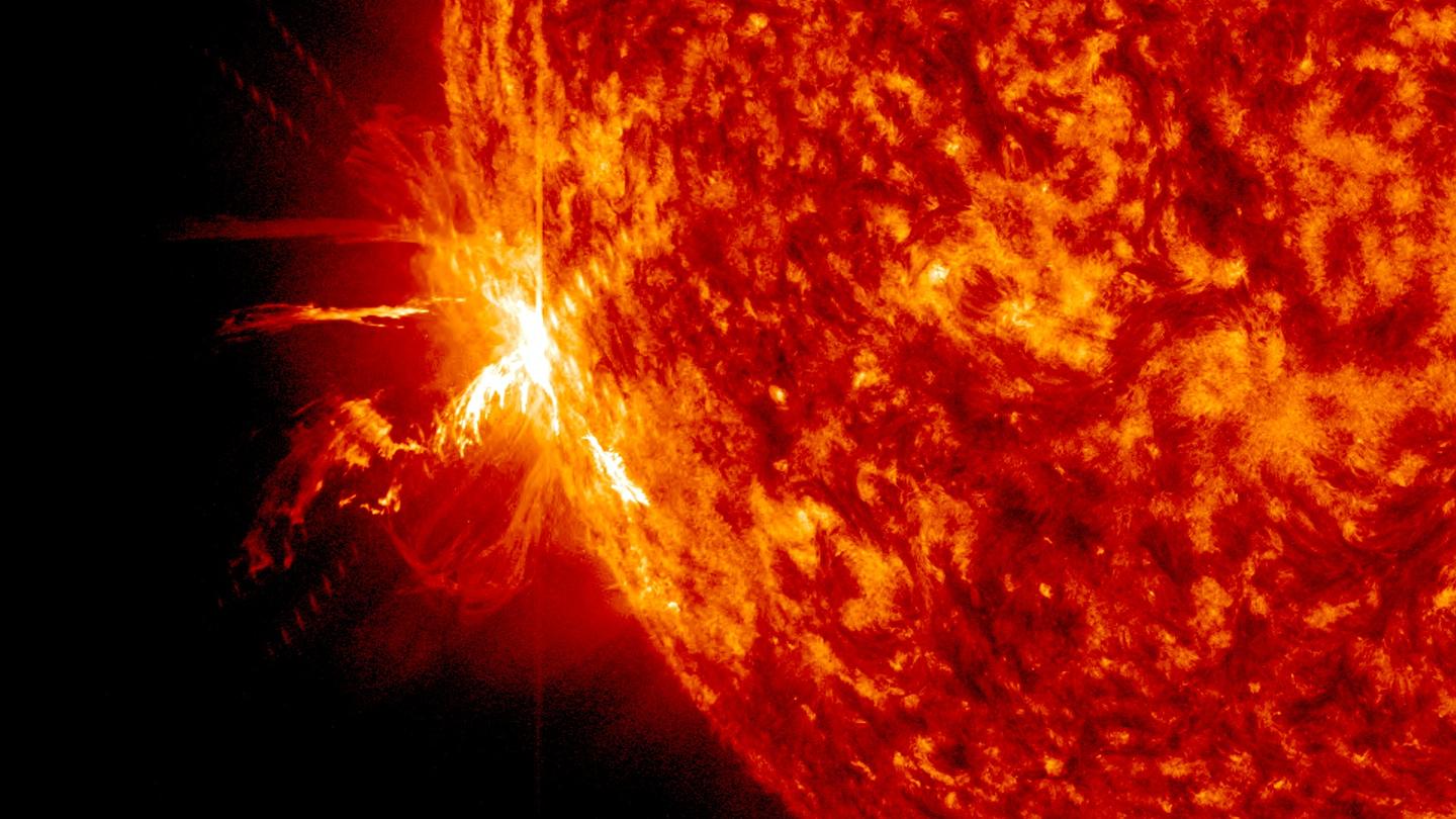 How Can a Nuclear Bomb Be Hotter Than Center of Sun? | RealClearScience