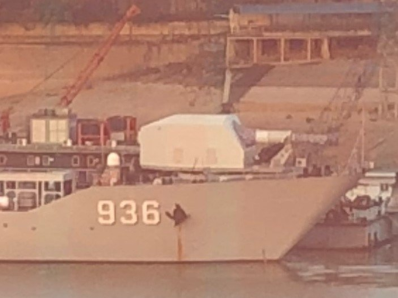China Deploys Warship with Electromagnetic Railgun | RealClearDefense