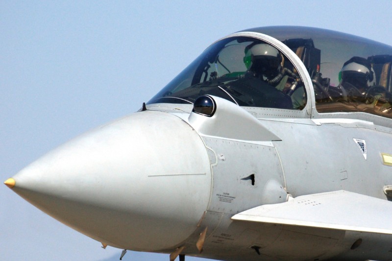 IR Search & Track Technology Gives Fighter Aircraft Stealth Vision ...