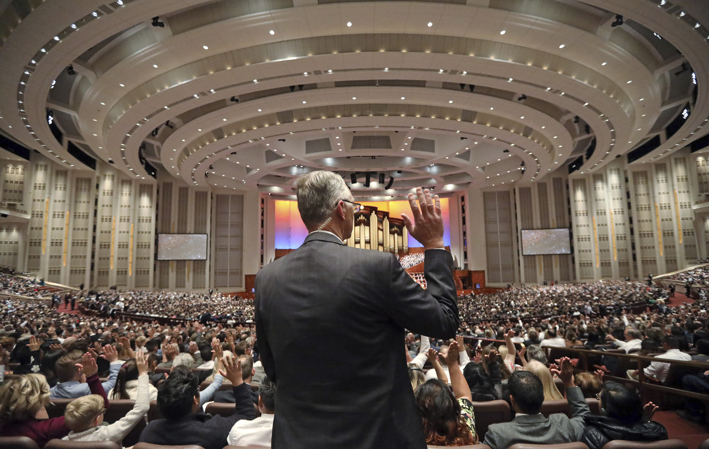 Covenantal Significance of Sustaining Church Leaders | RealClearReligion