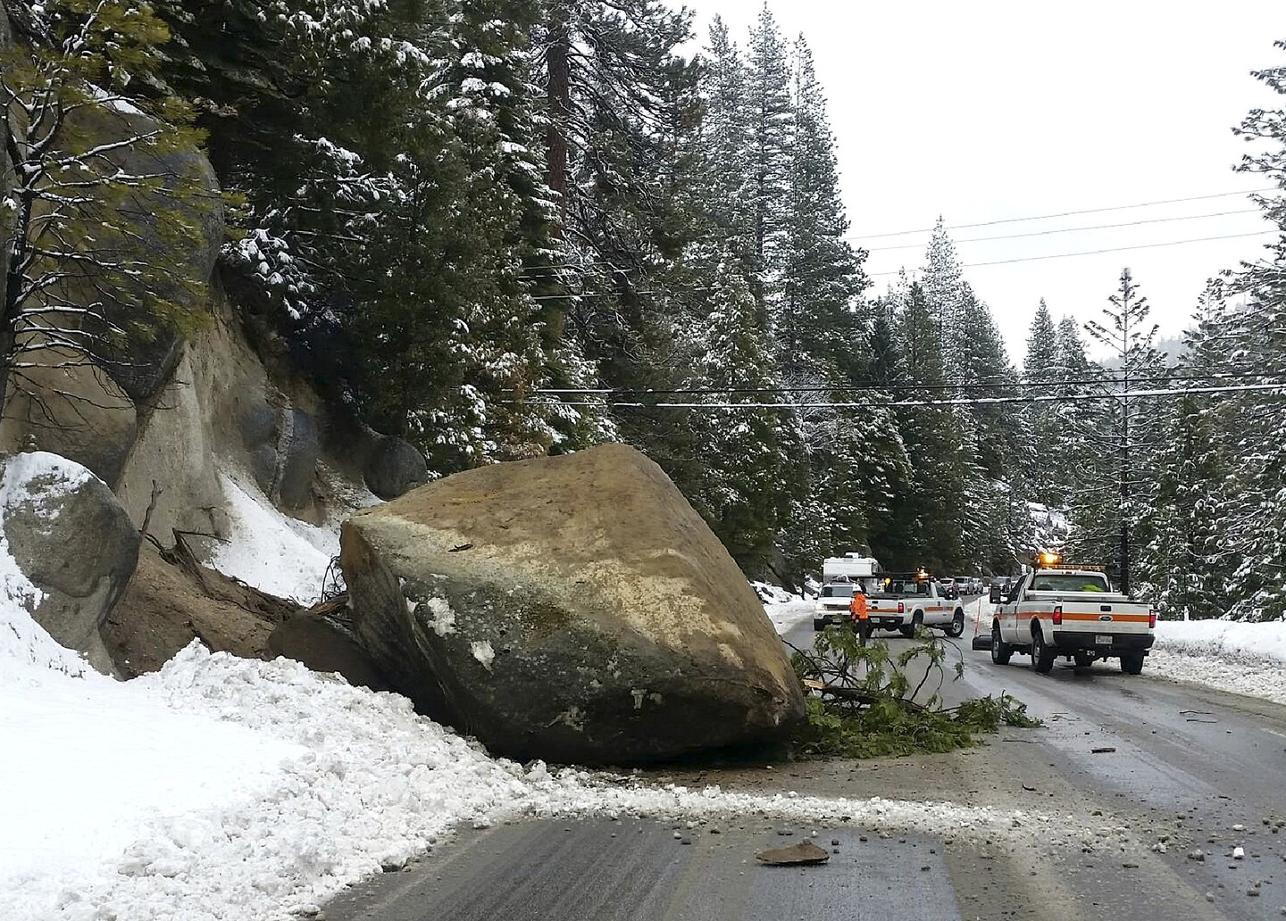 Scientists Made 3,900lb Boulders They Can Move by Hand | RealClearScience