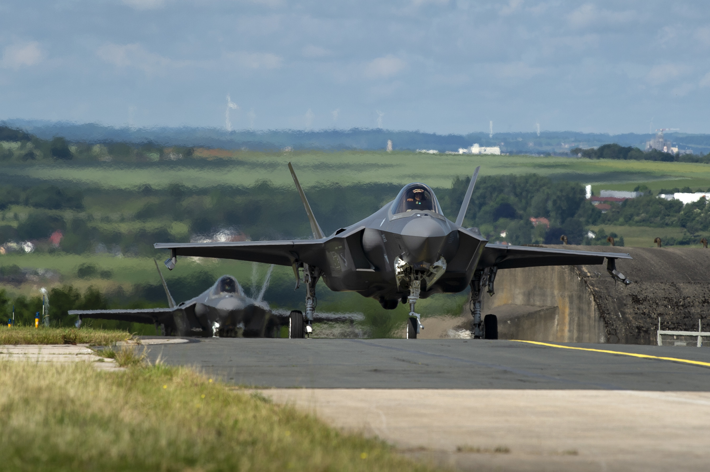 Experimental German Radar ‘Tracked Two U.S. F-35s for 100 MILES ...