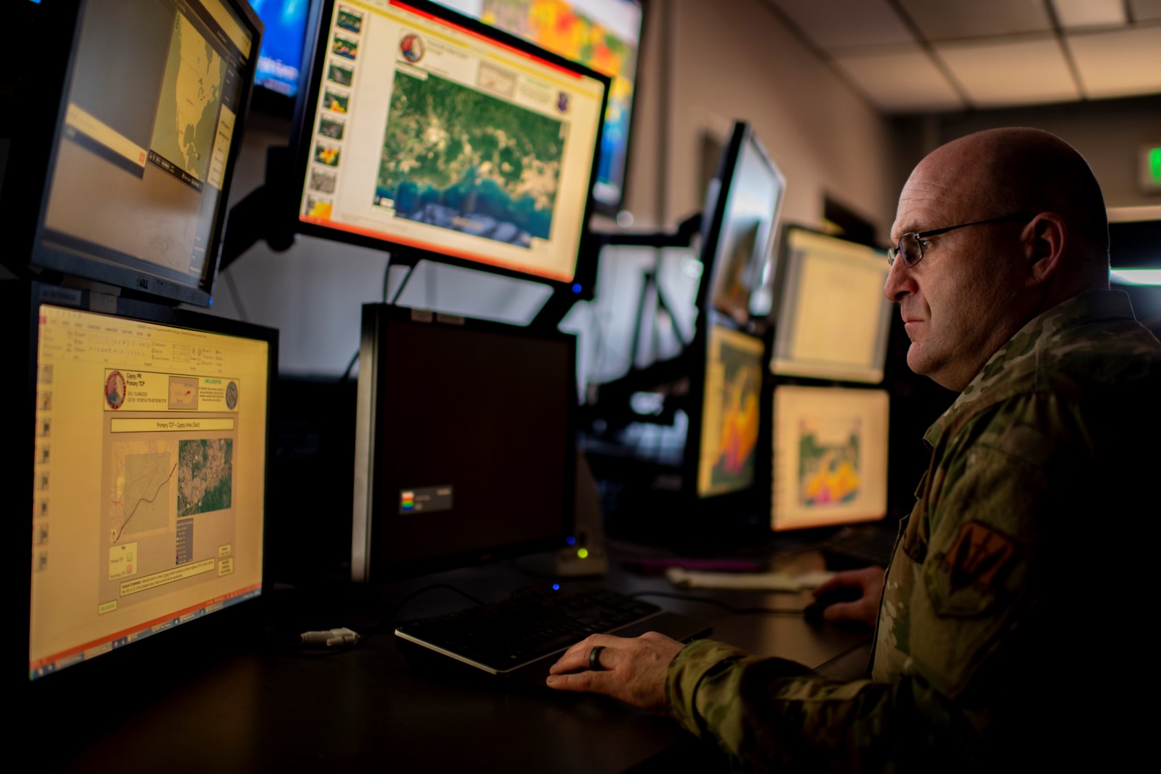 How the Pentagon’s JAIC Picks Its Artificial Intelligence-Driven ...