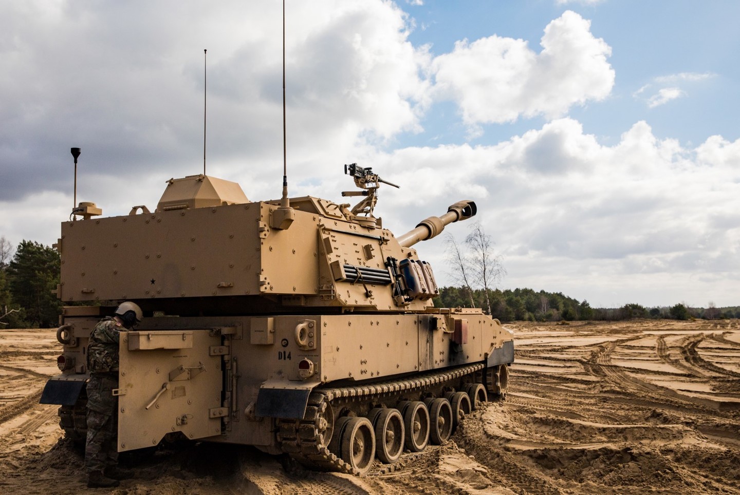 Ukraine War Proves Big Guns Are Back | RealClearDefense