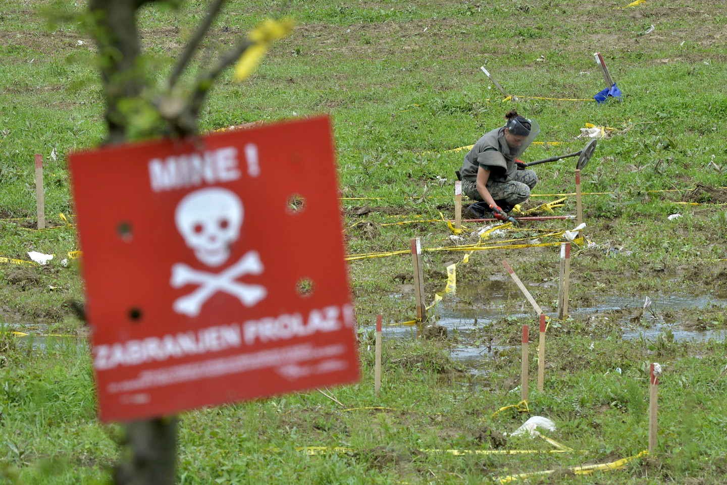 Future Landmines Could Be Recharged Remotely by Drones | RealClearDefense