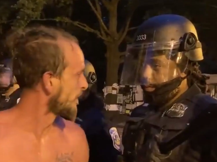 Watch: Protesters Berate, Scream At Police Near White House On Monday ...