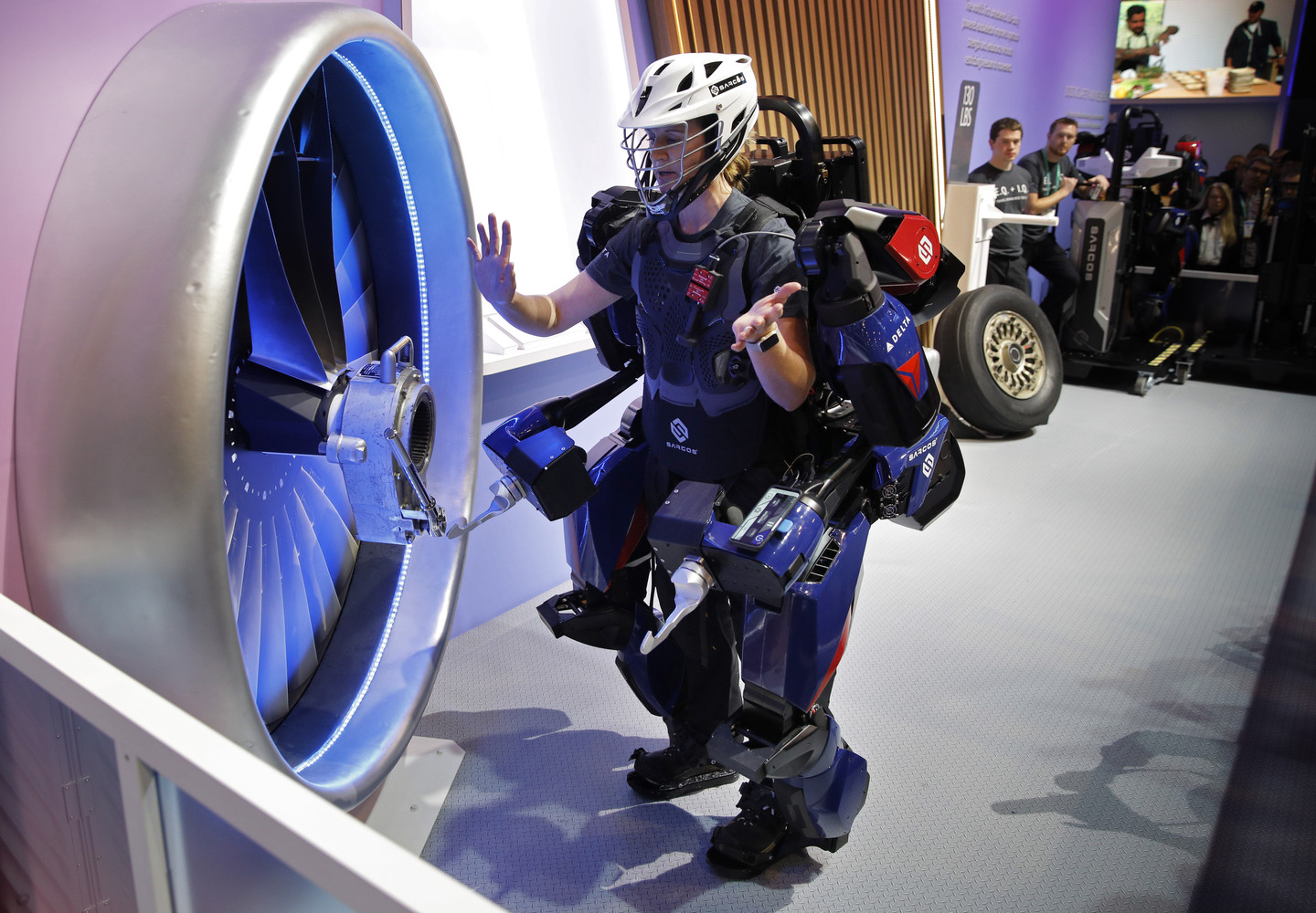 Why Military Exoskeletons Will Remain Science Fiction | RealClearScience