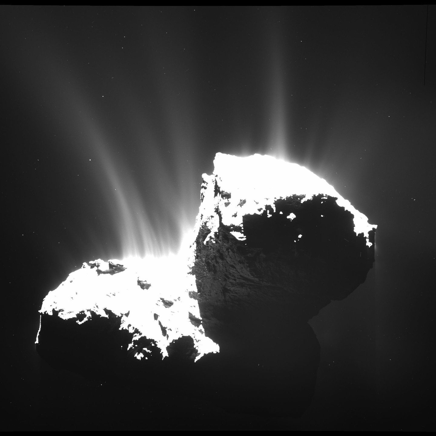 Strange Ultraviolet Aurora Detected Around a Comet | RealClearScience