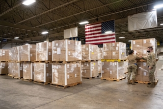 DoD’s Smart Warehouse-Enabling 5G Network Underway | RealClearDefense