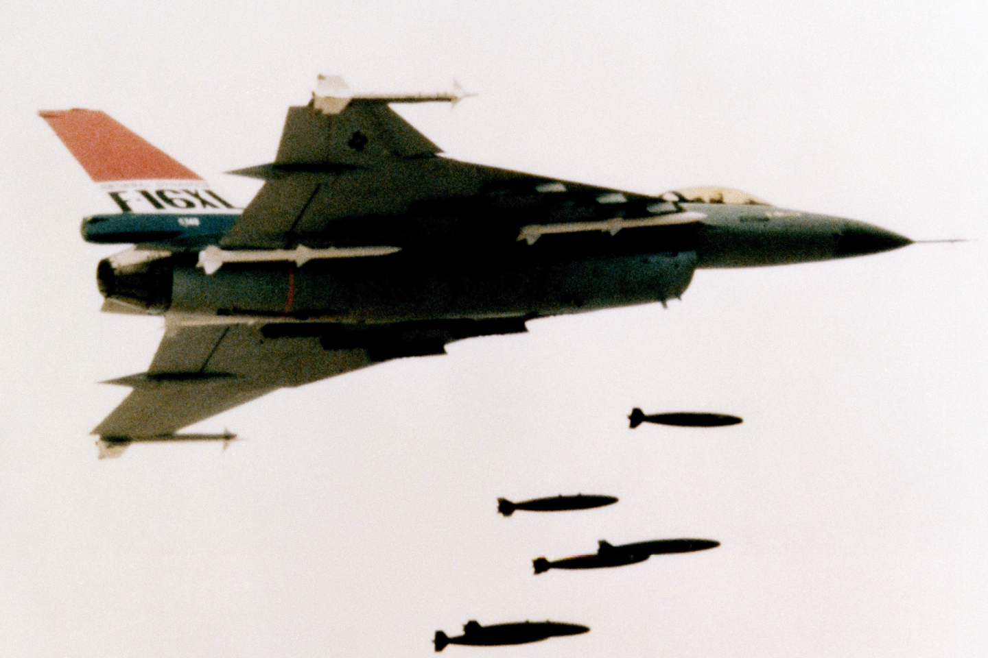 F-16XL: The F-16 With Hardpoints for 27 Weapons | RealClearDefense