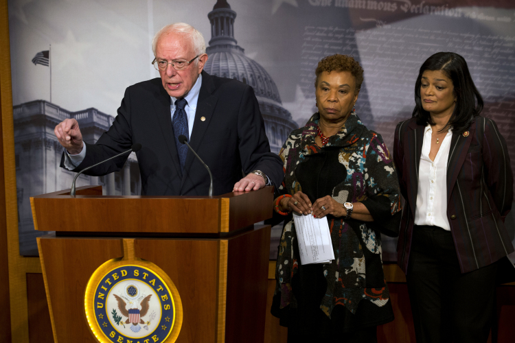 Will Democratic Leaders Side With Progressives or Moderates ...