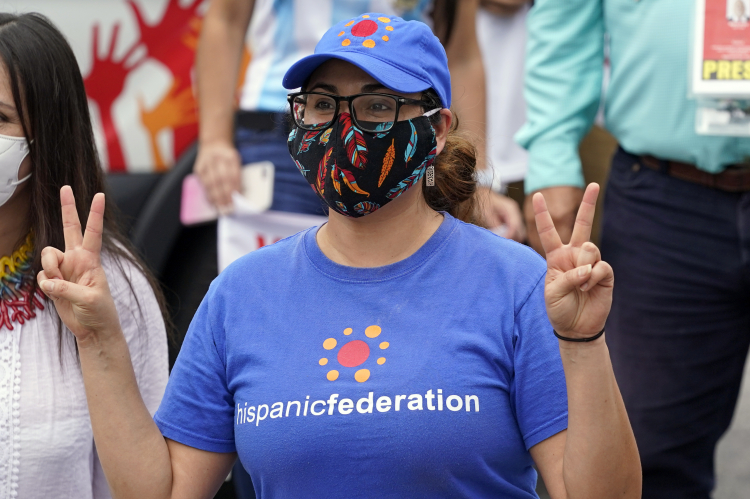 The Three Issues That Will Win Hispanic Voters | RealClearPolitics