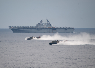 U.S. Navy, Marines and JSDF Test New Island-Hopping Concept ...