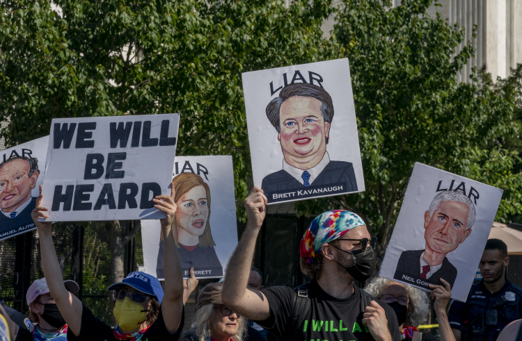 Kavanaugh Assassination Plot Draws Muted White House Response ...