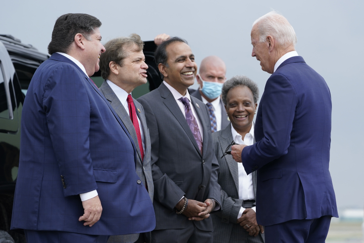 Progressive Policies Turning Chicago’s Magnificent Mile Into Murderous ...