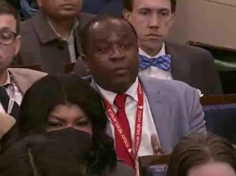 African Reporter Simon Ateba Complains That WH Ignores His Questions ...