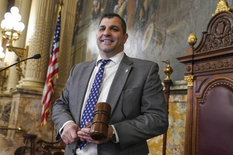 Pennsylvania Democrats Upended as House Speaker Flips to Independent ...