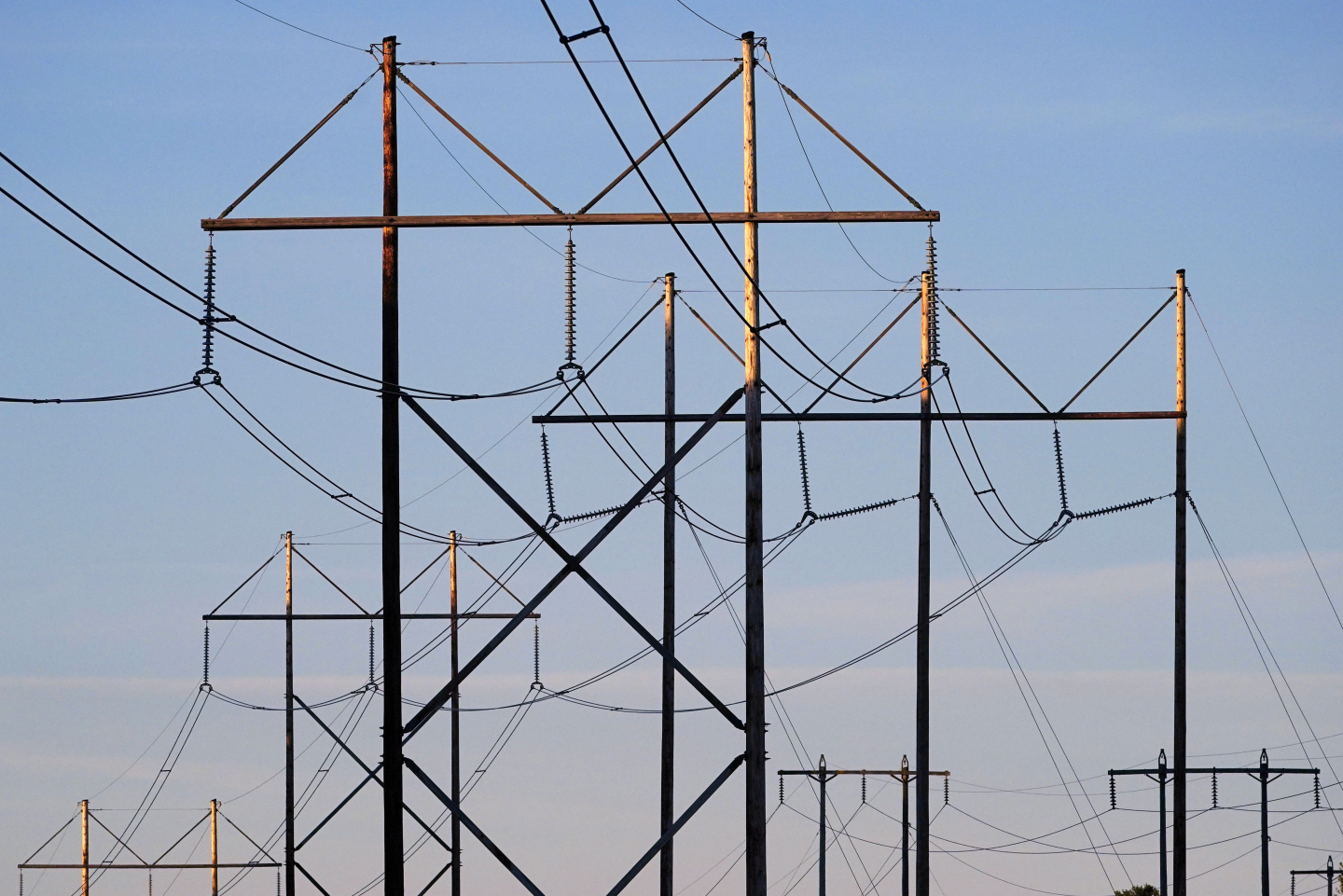 A Tenth of All Electricity Is Lost in the Grid. Superconducting Cables ...