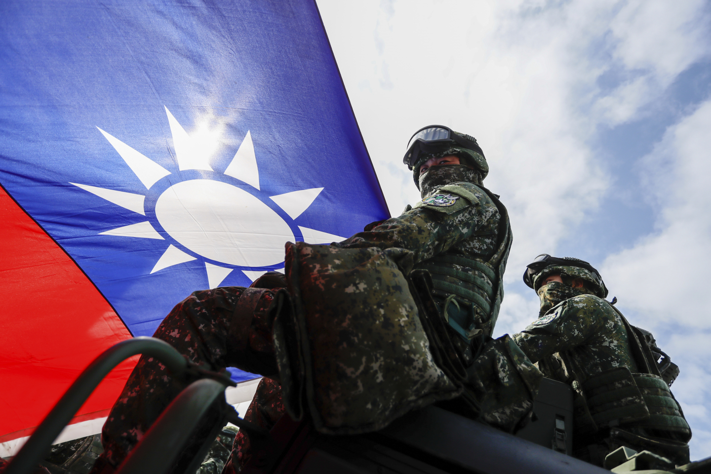 U.S. Looks To Expand Taiwan Military Training | RealClearDefense