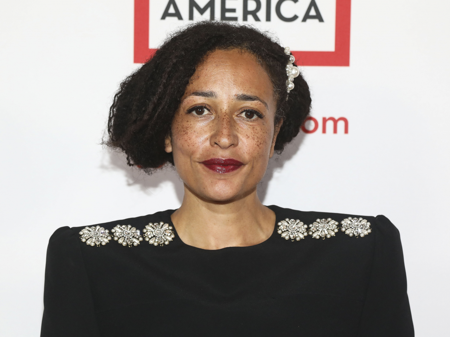 Zadie Smith’s Multicultural Fantasy | RealClearBooks