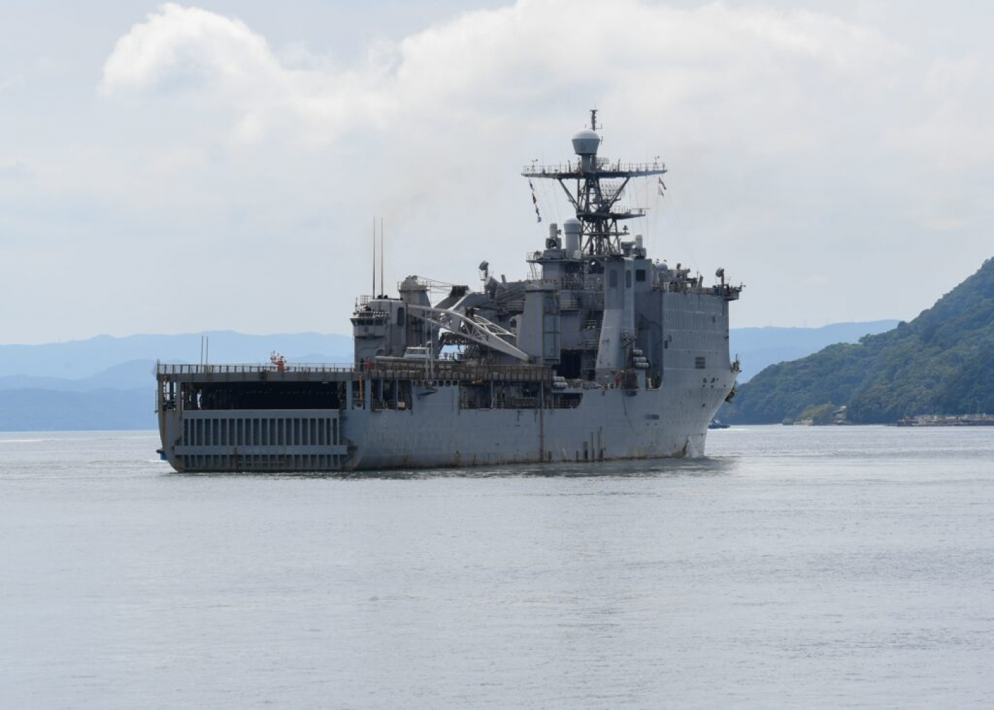 Senator Grills SECNAV on Amphib Ship Plans | RealClearDefense