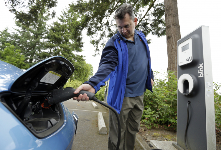 Electric Cars Are a Scam | RealClearPolitics