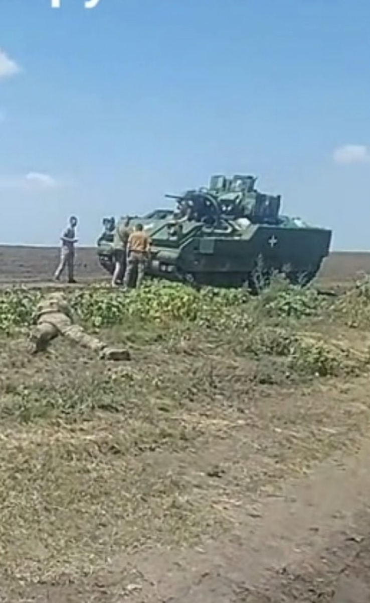 Ukrainian Bradleys Seen With Explosive Reactive Armor | RealClearDefense