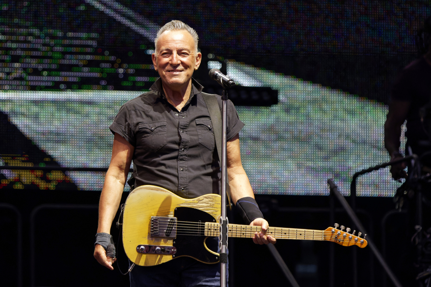 Bruce Springsteen's Mother 'Scrimped' To Get Him His First Guitar ...