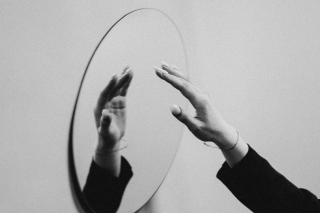 Mirror Life Might Not Threaten Our Own, Study Suggests | RealClearScience