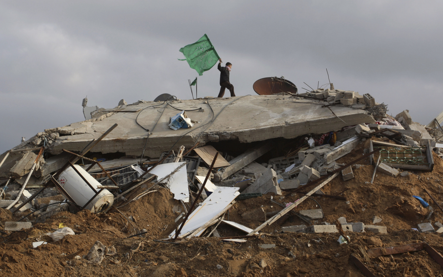 Gaza Is Poor, but Hamas Has No Shortage of Cash | RealClearWorld