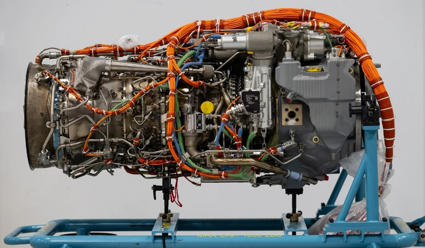 The Army's New Engine to Power Apache, Black Hawk & FARA | RealClearDefense