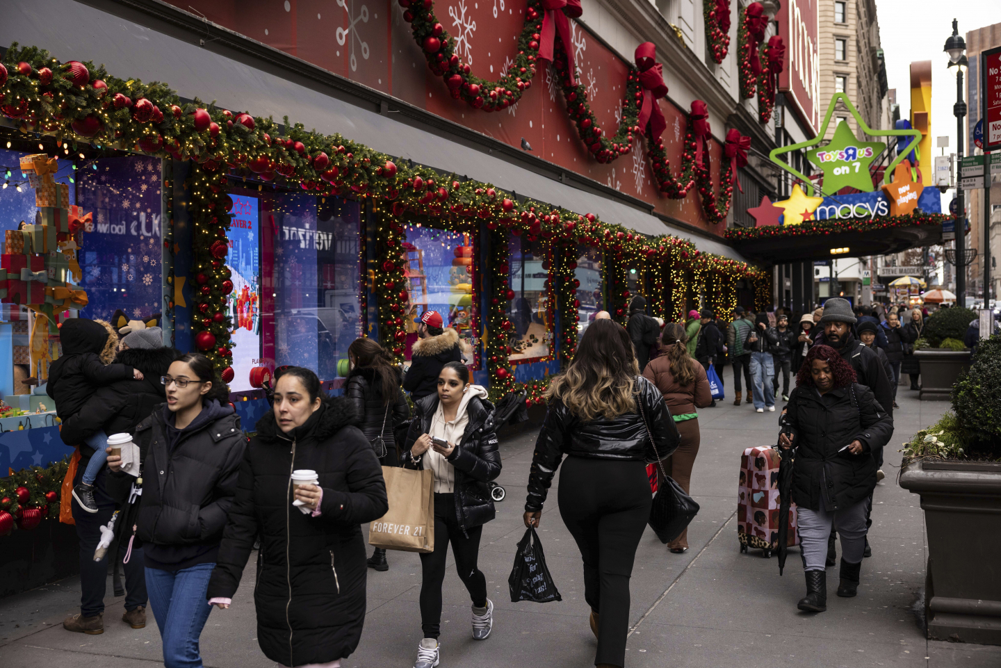 Consumer Confidence Inches Up In February | RealClearMarkets