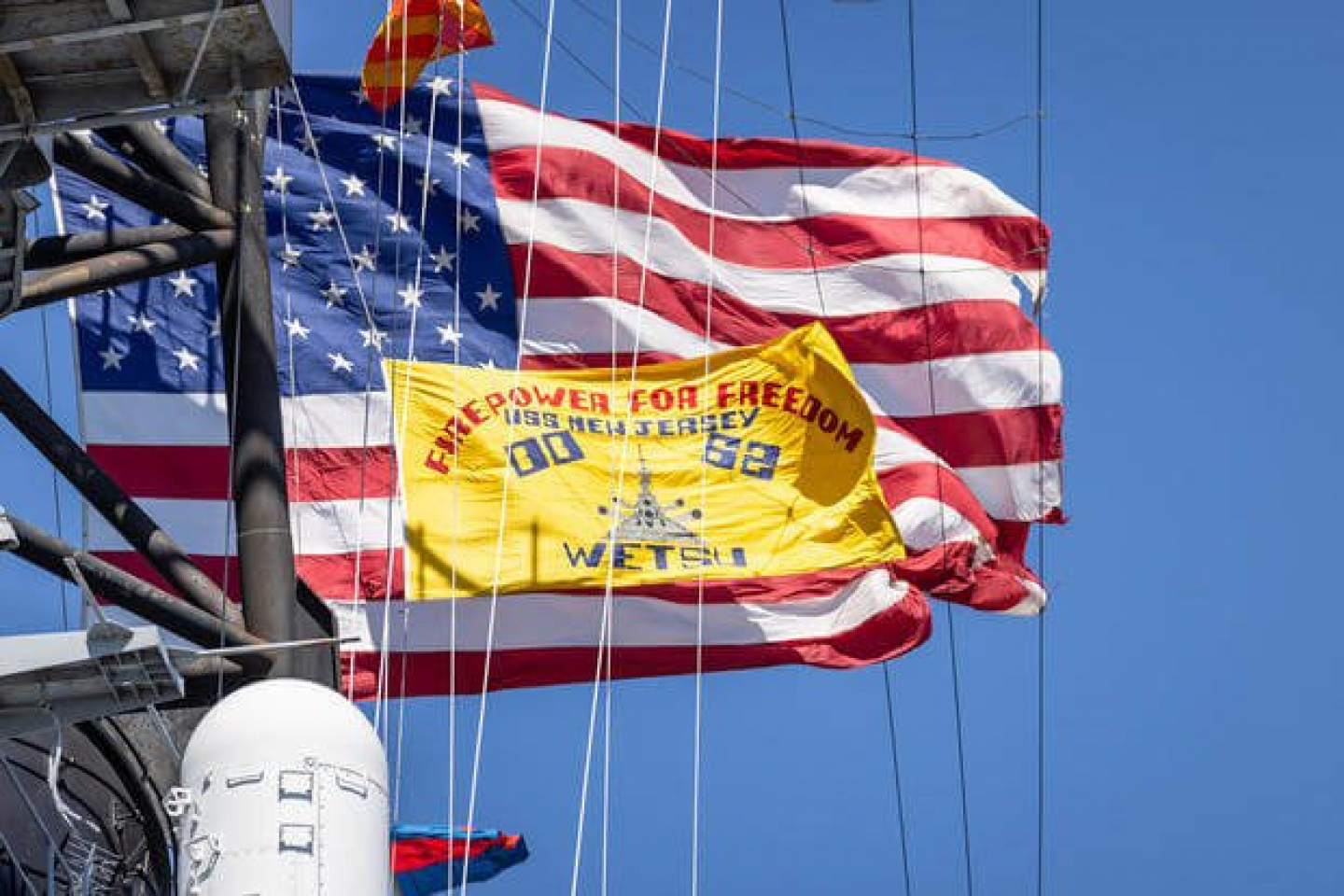 Navy Battleship Flies 'WETSU' Battle Flag for the First Time in 30 ...