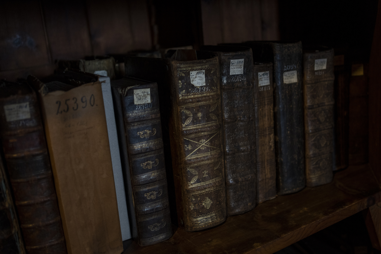 Why Many Older Books Are Toxic | RealClearScience