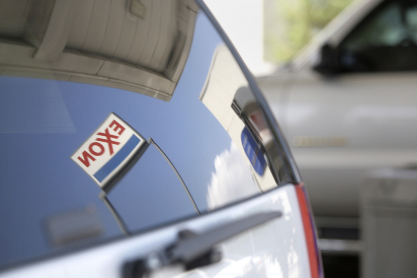 Business Roundtable Does a 180 on Stakeholder Capitalism in ExxonMobil ...