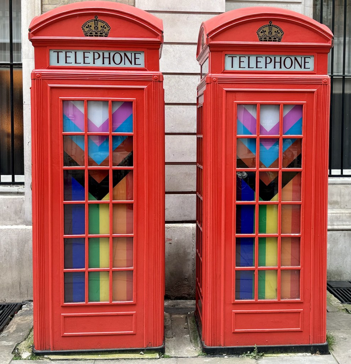 Traveling Back in Time Is Permitted by Einstein's Physics ...