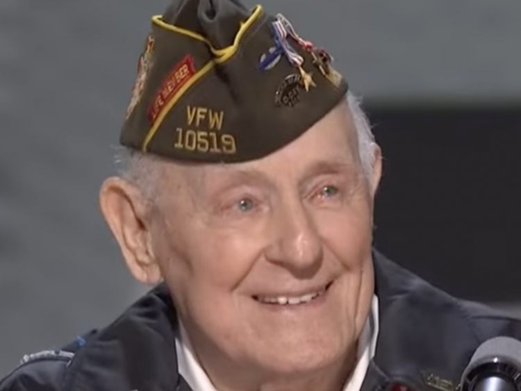 98-Year-Old World War II Vet at RNC: If Trump Were President, I Would ...