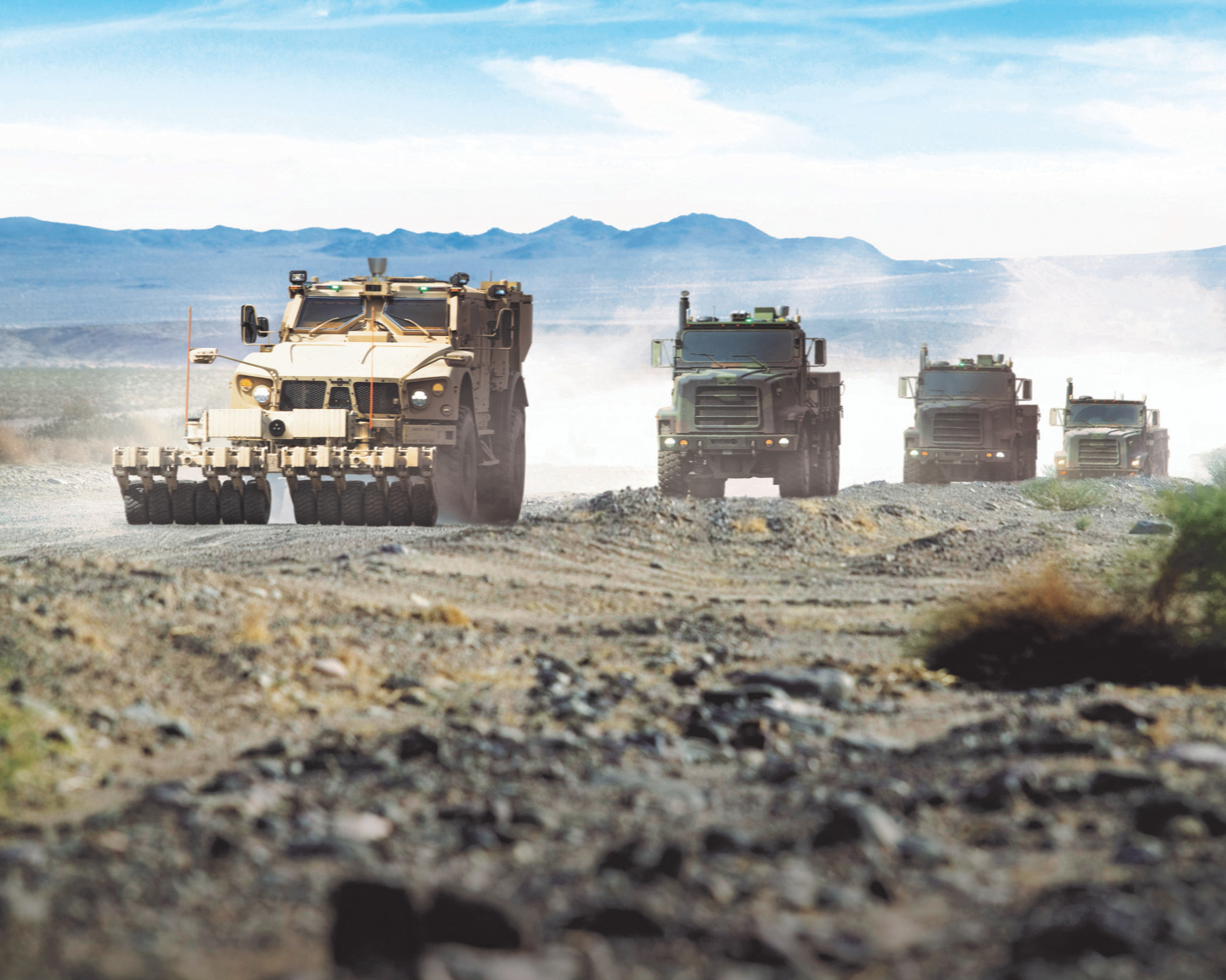 Inside Gigantic US Army Factory Preparing Thousand of Armored Vehicles ...