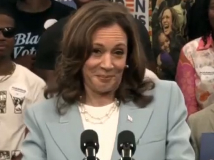 Kamala Harris to Trump: "If You Got Something To Say, Say It To My Face ...